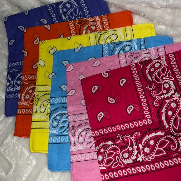 Amrita Singh | Accessories | Brand New Set Of 6 Multi Pastel Color ...